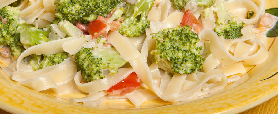 Pasta Alfredo Primavera